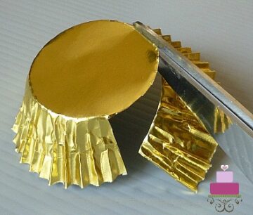 DIY Cupcake Wrapper Template (How to Make) | Decorated Treats