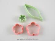 Fondant Flowers for Cakes (with Stems and Leaves) | Decorated Treats