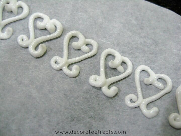 Filigree Icing Technique for Cake Decorating for Cakes | Decorated Treats