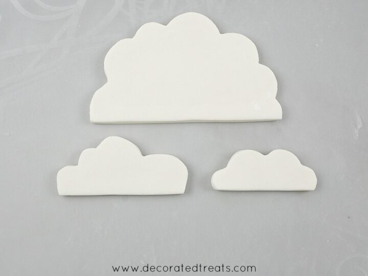 How to Make 3D Fondant Clouds for Cake Decorating | Decorated Treats
