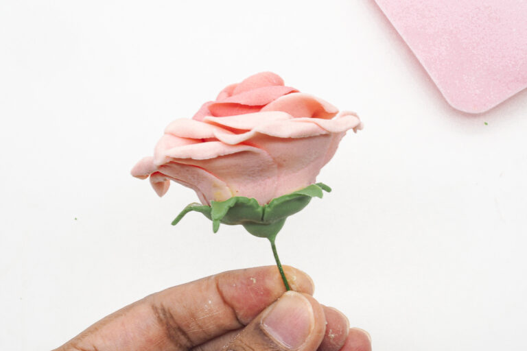 Gum Paste Rose Tutorial (How to Make) | Decorated Treats