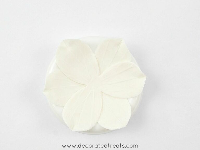 Simple Sugar Flowers (How to Make Gum Paste Flowers) | Decorated Treats