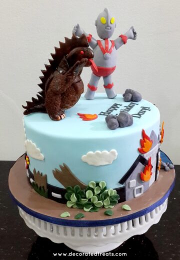 Ultraman Cake | Decorated Treats