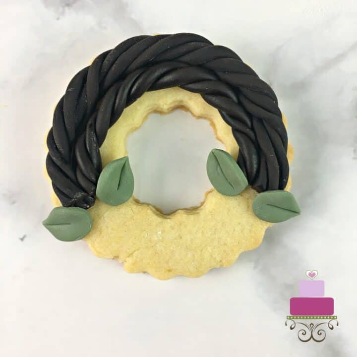 Christmas Wreath Cookies (How to Make) |Decorated Treats
