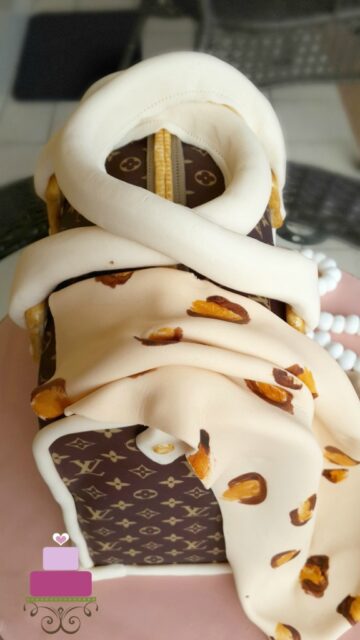 Louis Vuitton Handbag Cake Tutorial - Decorated Treats