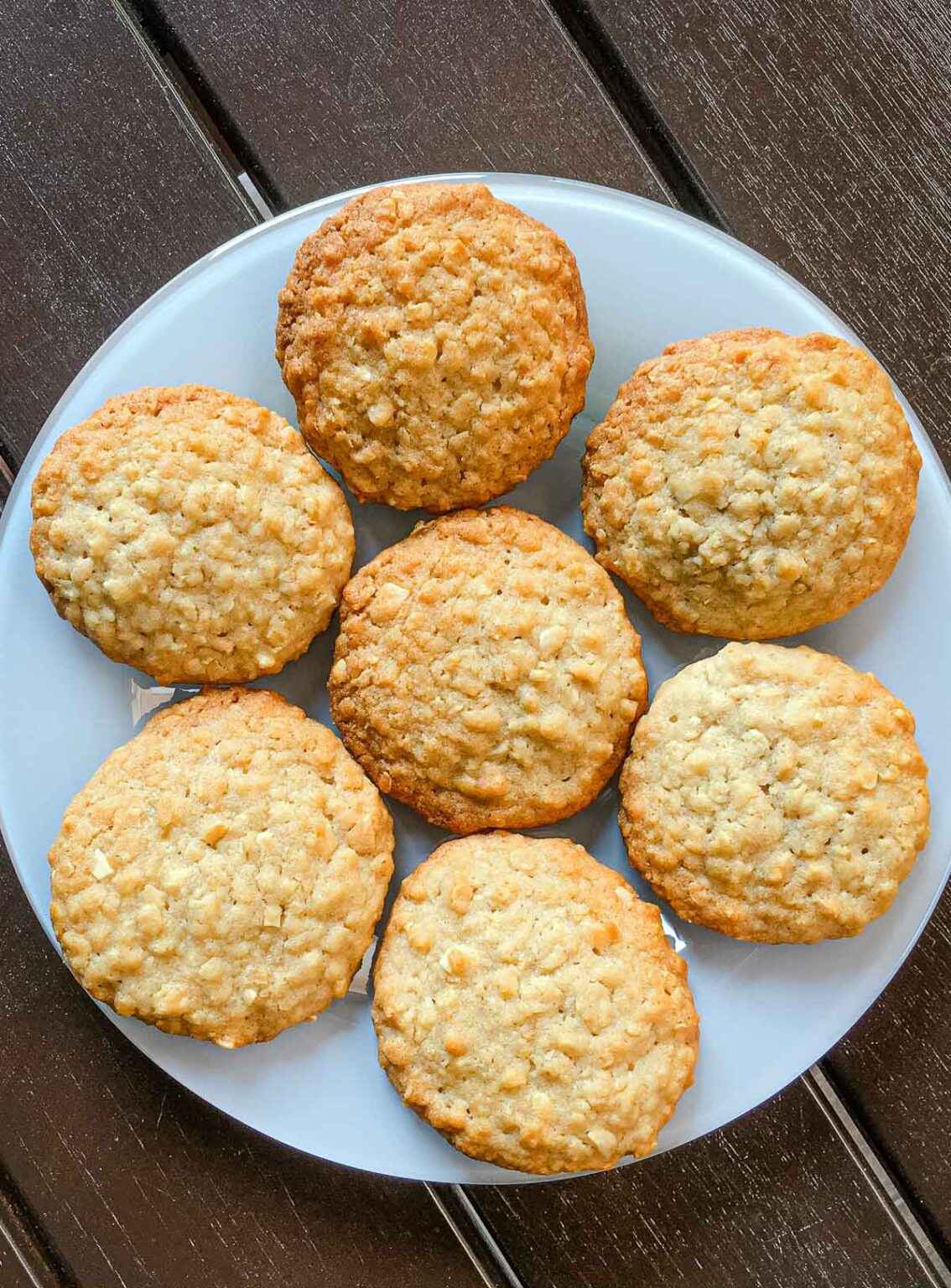 Almond Oatmeal Cookies (with Toasted Almonds) | Decorated Treats