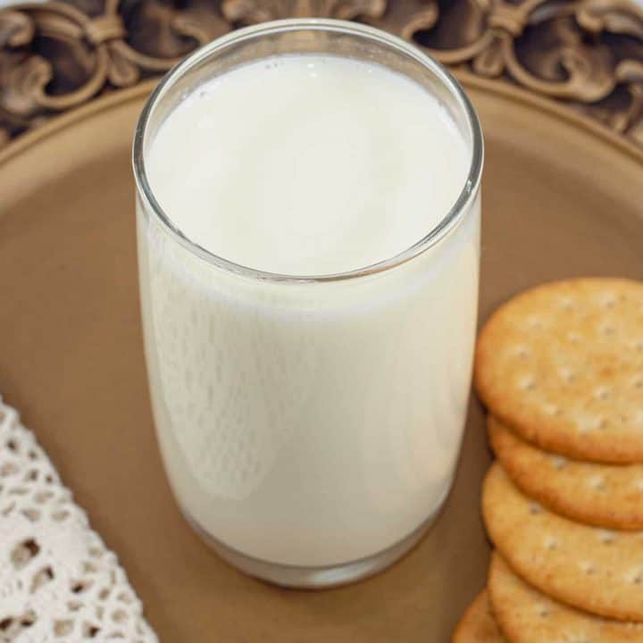 How to Make Milk with Milk Powder | Decorated Treats