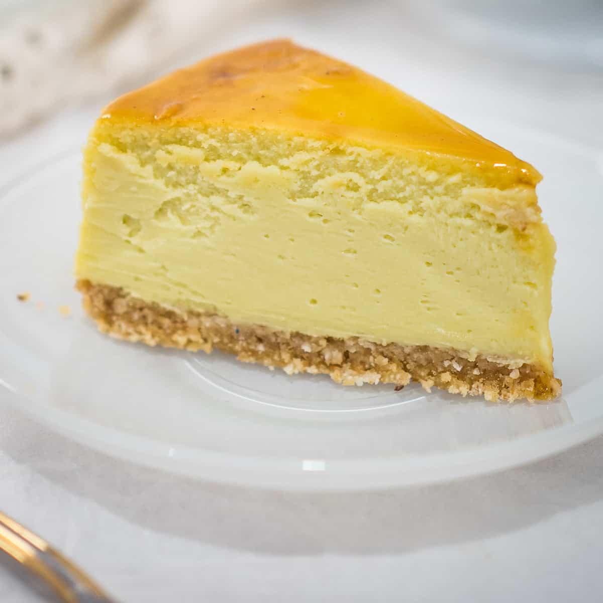 Pandan Cheesecake (Perfectly Baked & The Creamiest Ever!) | Decorated ...