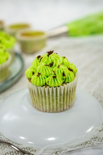 Pandan Cupcakes with Pandan Buttercream | Decorated Treats
