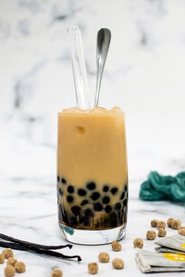 Vanilla Boba Tea (Easy Vanilla Milk Tea) | Decorated Treats